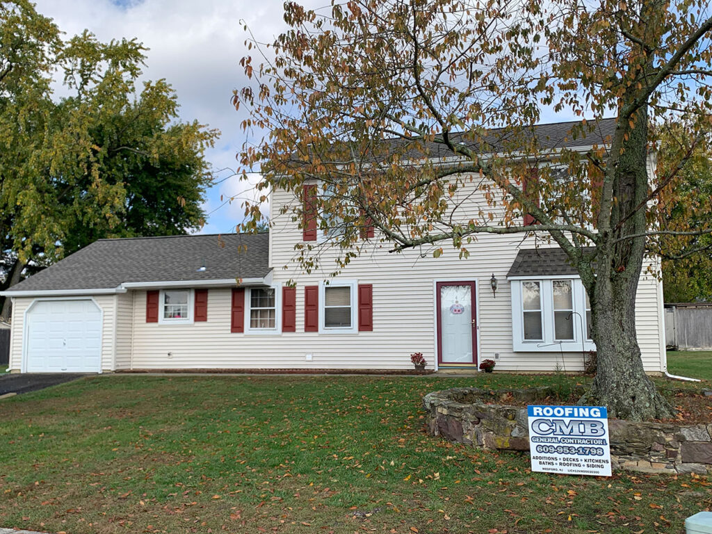 Marlton Roof GAF Weathered Wood and Certainteed Herringbone Siding ...